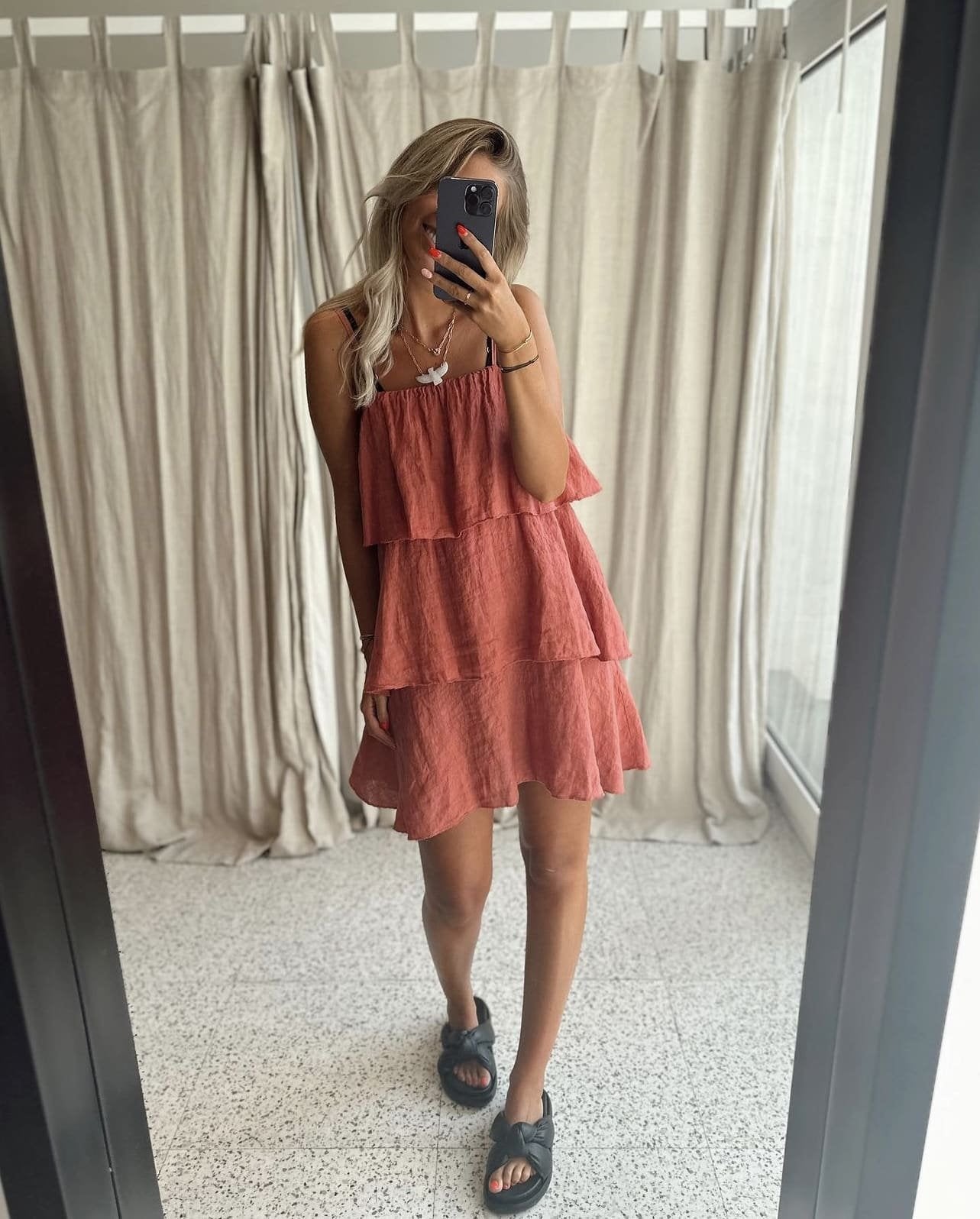 Robes – Odette Store